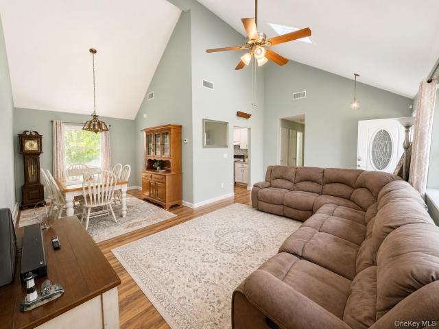 120A Irish Lane