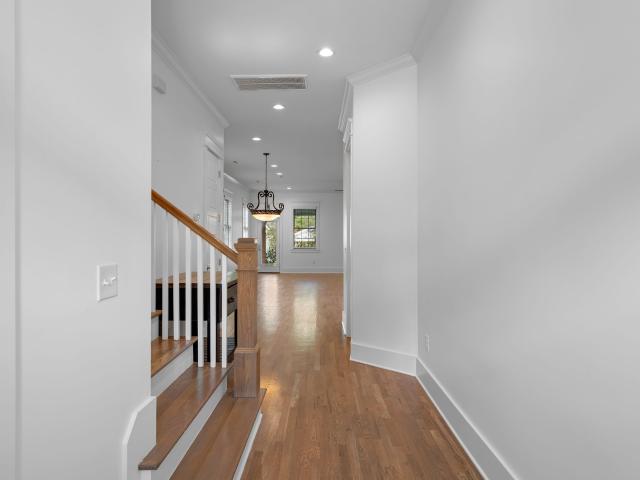 120B Lincoln Ct