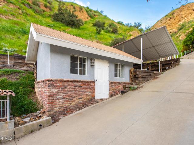12141 Wildwood Trail, Sylmar, CA 91342 | MLS #226003 VC
