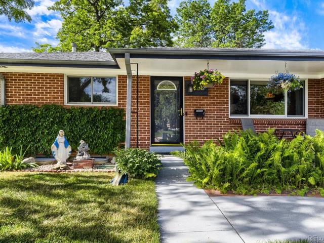 12142 W 60th Place
