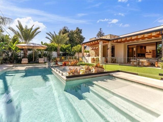 12142 Emelita St, Valley Village, CA 91607