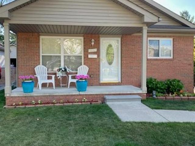 12147 Rockland, Redford, MI 48239