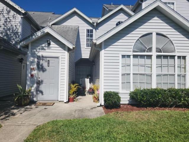 12145 Armenia Gables Cir, Tampa, FL 33612