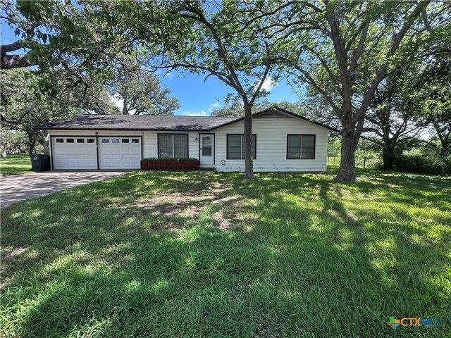 1214 Macarthur St, Cuero, TX 77954