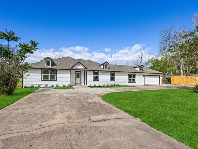1214 Main St, Alvin, TX 77511 | MLS #15233
