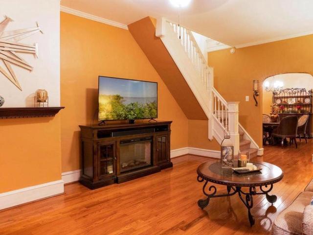 1214 N 57Th Street