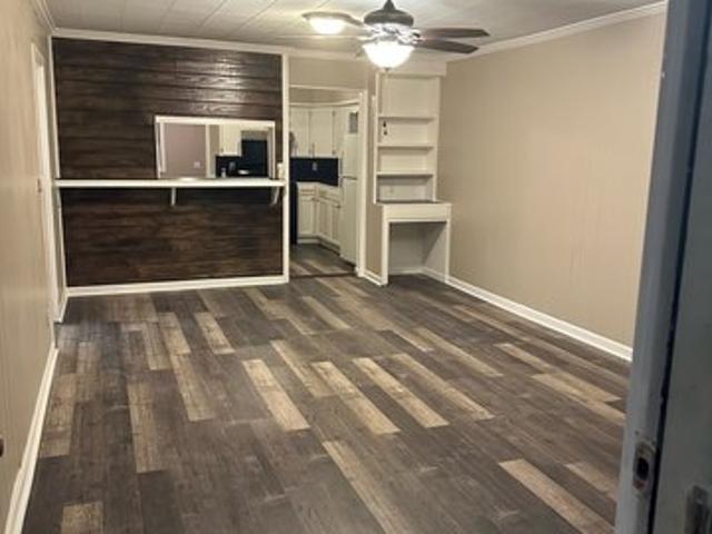 1214 N Kennedy St, Enid, OK 73701