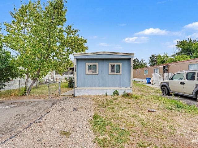 1214 N Sable Ln