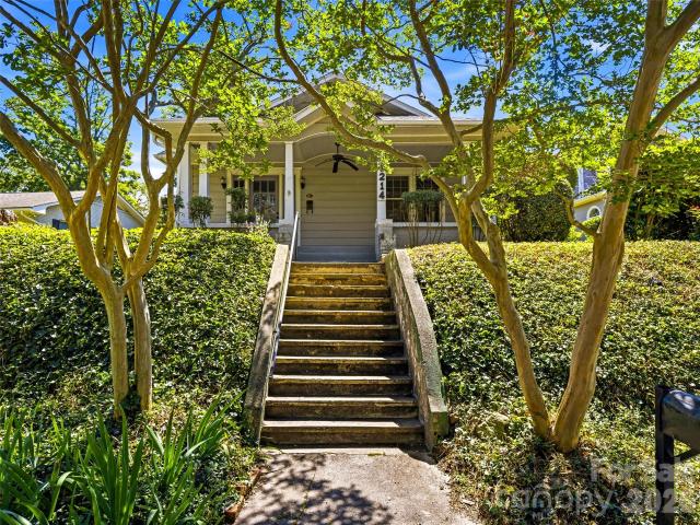 1214 Oakland Street