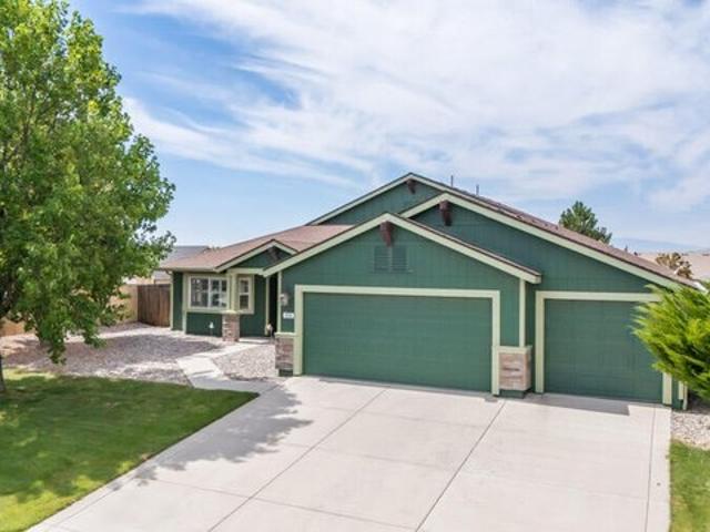 1214 Avian Dr, Spanish Springs, NV 89441