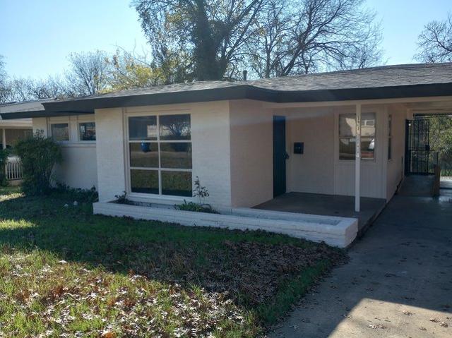 1214 Adelaide Dr, Dallas, TX 75216