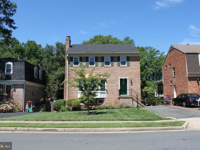 1214 Colonial Road
