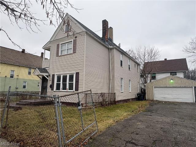 1214 E 74th Street