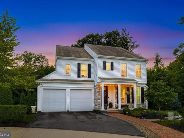 1214 Edgemoor Ct, Lancaster, PA 17601