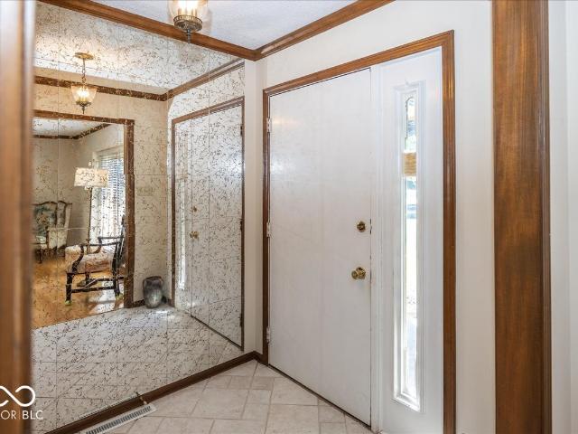 1214 Ironwood Drive W