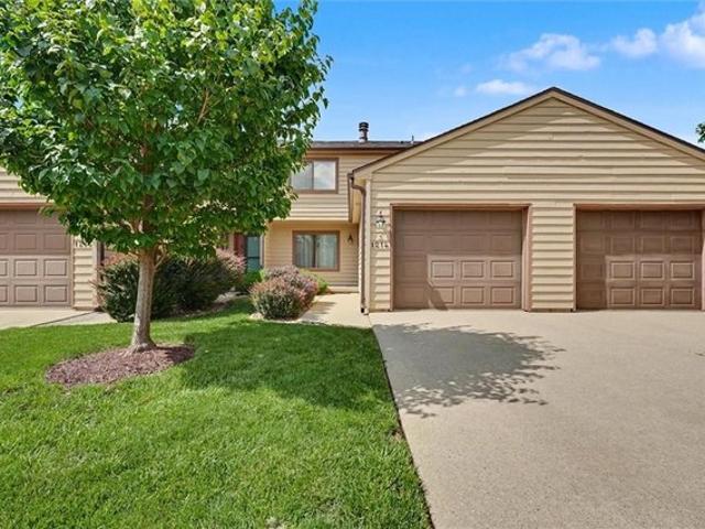 1214 Lancaster Dr, Champaign, IL 61821