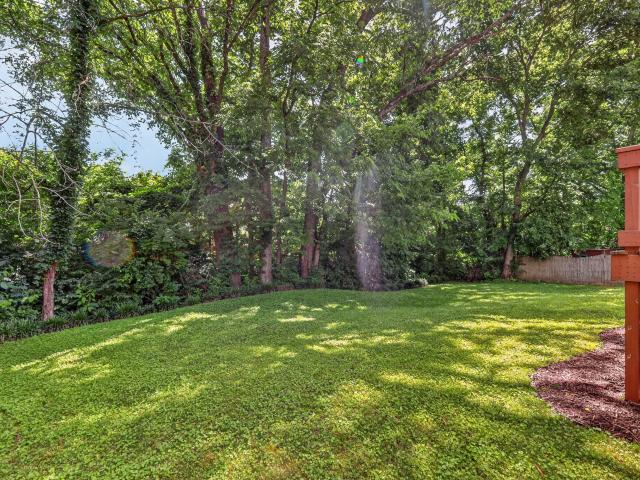 1214 Limerick Ln