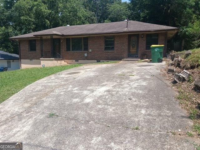 1214 Lloyd Dr, Forest Park, GA 30297