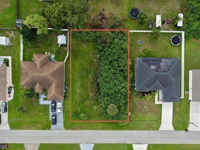 1214 SW Medina Ave, Port Saint Lucie, FL 34953