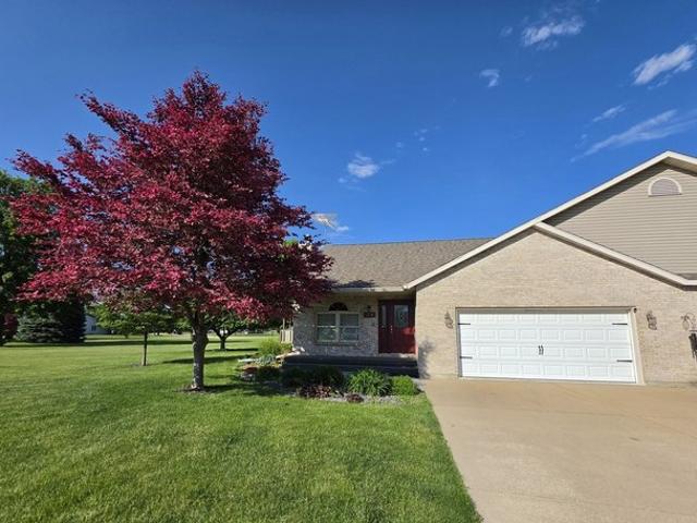 1214 Swallow St, Rock Falls, IL 61071