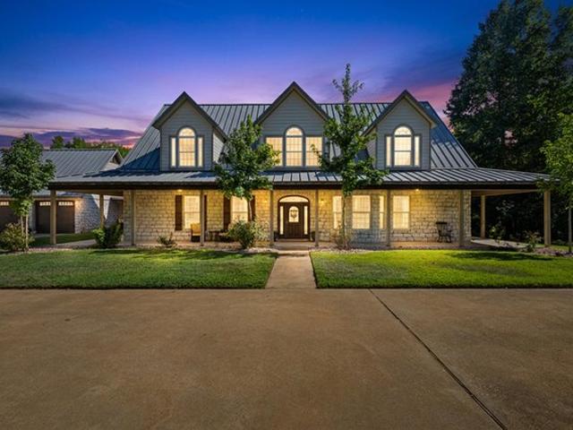 1214 Sparks Rd, Longview, TX 75605