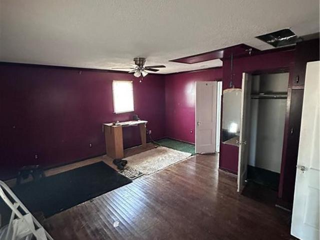 1214 W 5th Street