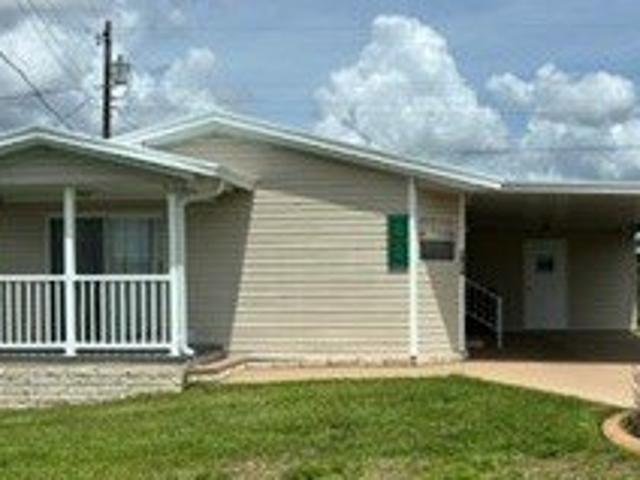1214 W Bohland St, Avon Park, FL 33825