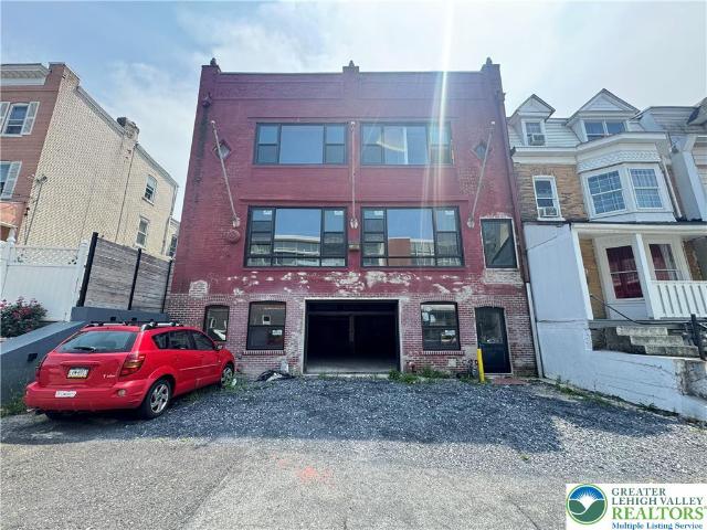 1214 W Gordon Street