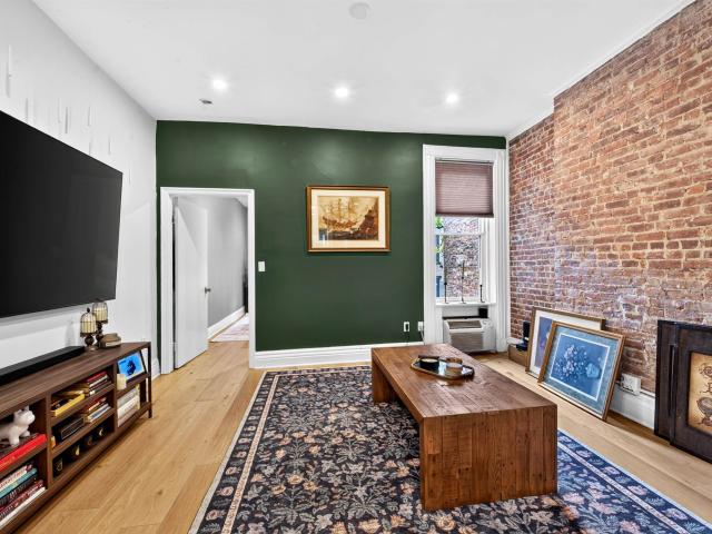 1214 Washington St # 2