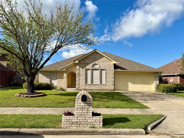 1214 28th Ave N, Texas City, TX 77590 | MLS #34679 | Compass