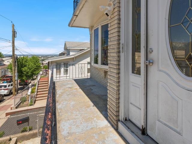 1214 78Th Stree 78Th St