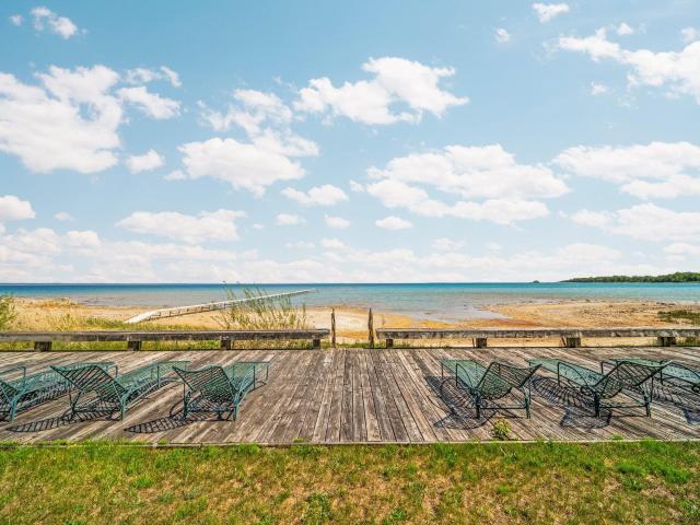12150 N Seven Pines Road