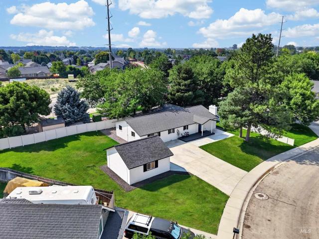 12151 W Tree Branch