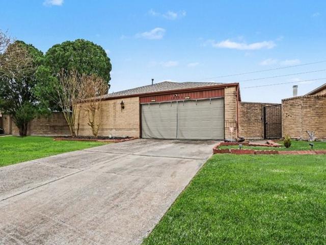 12151 Swords Creek Rd, Houston, TX 77067