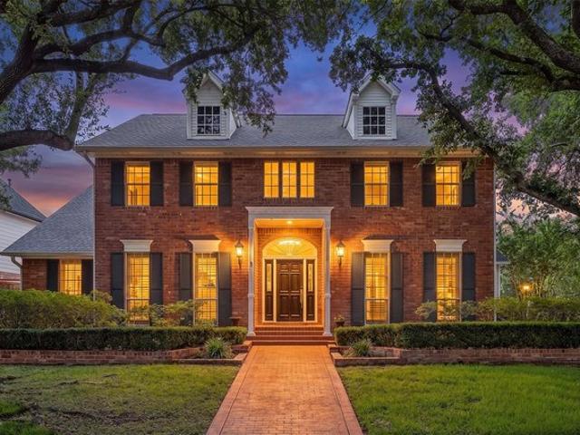 12155 Maple Rock Dr, Houston, TX 77077