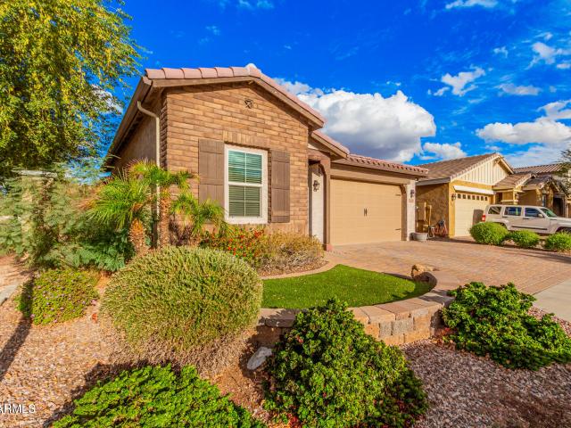 12158 W Desert Moon Way, Peoria, AZ 85383 | MLS #6999