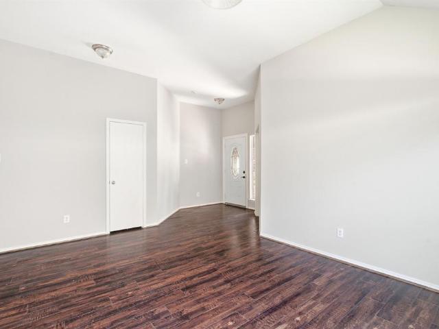 1215 Mallard Creek