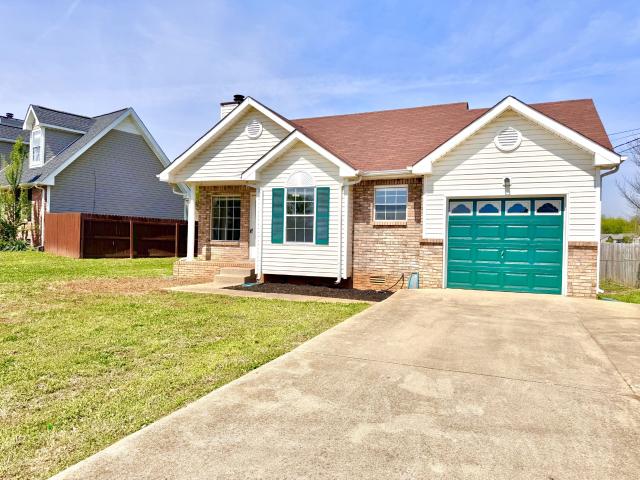 1215 Marla Dr, Clarksville, TN 37042 | MLS #3174 | Compass