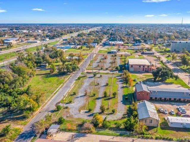 1215 N Railroad Ave, Lake Charles, LA