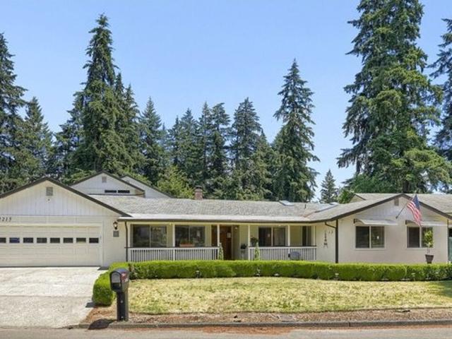 1215 NE 139th Ave, Vancouver, WA 98684