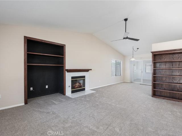 1215 Auburn