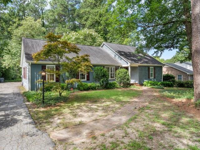 1215 Anne St, Henderson, NC 27536