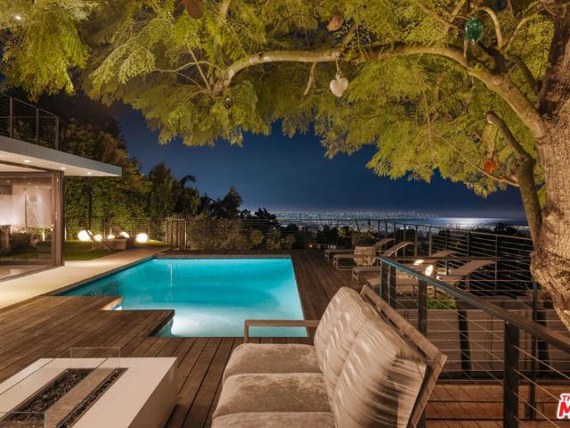 1215 Chickory Lane