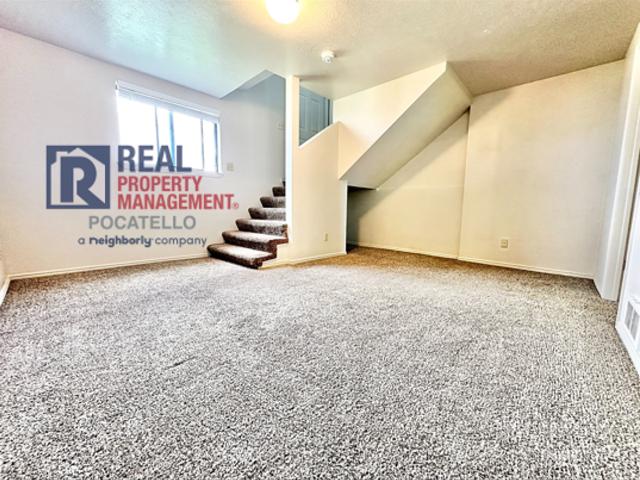 1215 Cottage Ave 3 Bedroom Apartment for Rent at 1215 Cottage Ave, Pocatello, ID 83201