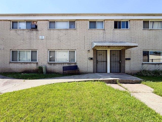 1215 Division St, Chicago Heights, IL 60411