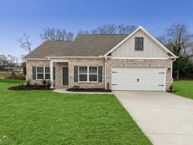 1215 Fendt Dr, Locust Grove, GA 30248