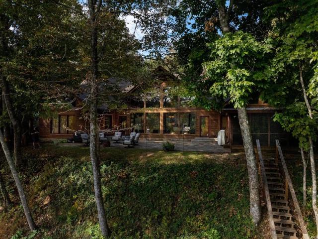 1215 Ferguson Road