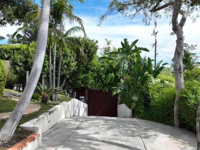 1215 Hilldale Ave, Los Angeles, CA 90069 | MLS #26667 | Compass