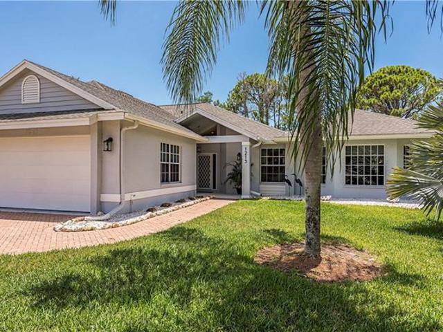 1215 Imperial Dr Unit 60, Naples, FL 34110