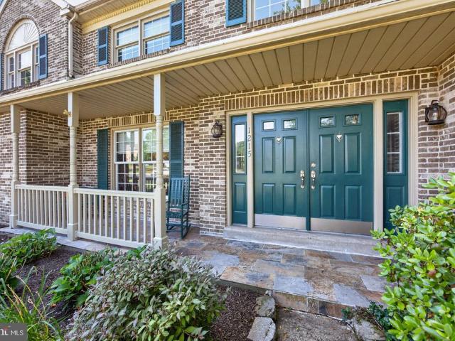 1215 Jarvis Lane
